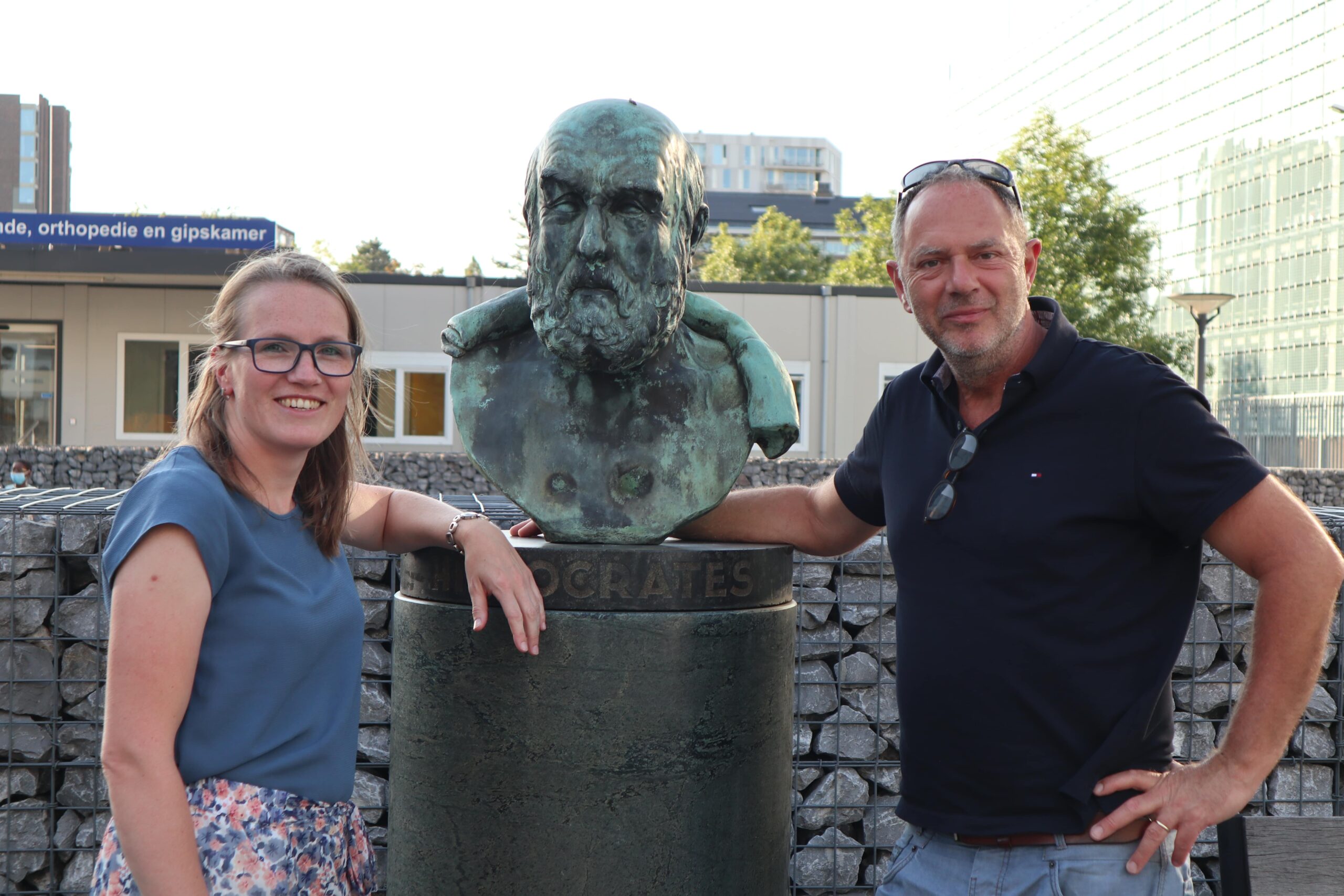 Jong gediende versus oudgediende in gesprek - Ik zweer/beloof - Werken ...